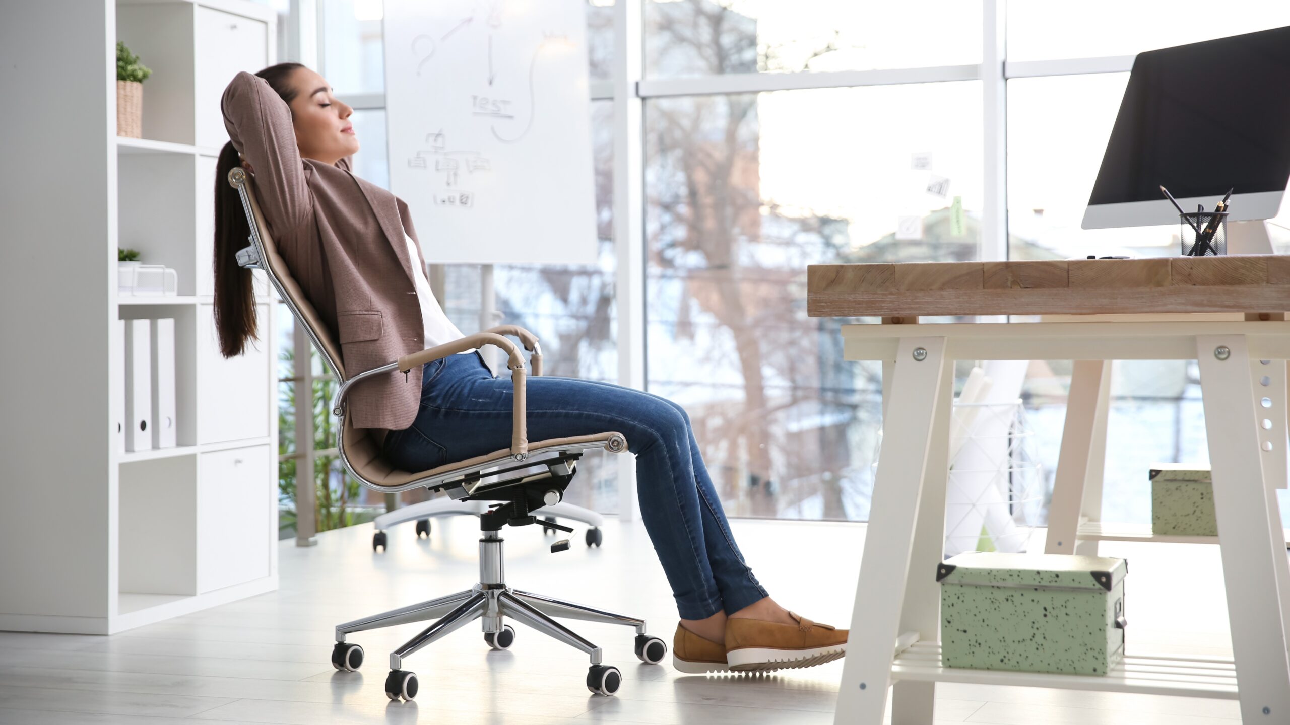 A Guide to Choosing the Best Office Chair for Lower Back Pain Relief